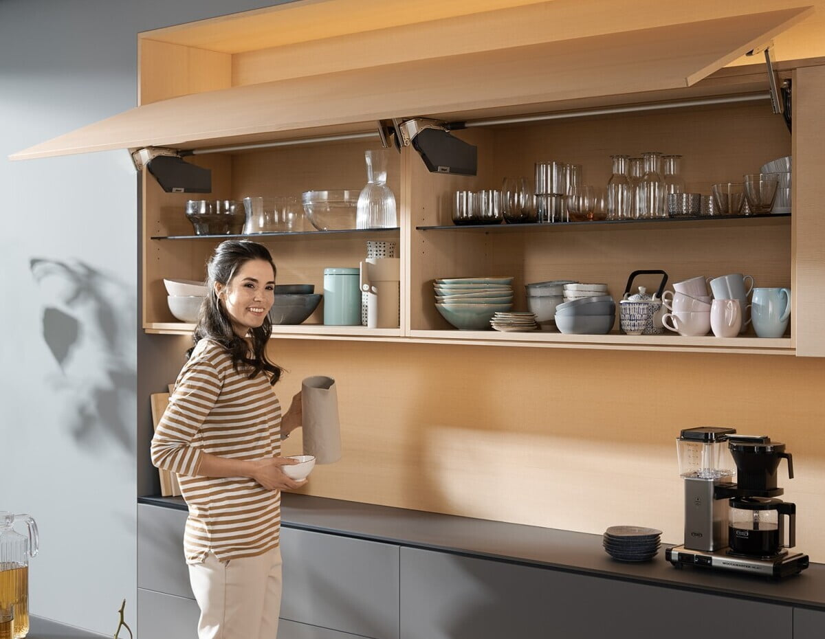 Blum Aventos-HS | Innval ehf